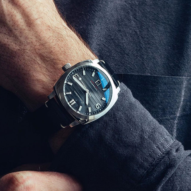 Spinnaker Hull Riviera SP-5073-05 - montre vintage automatique